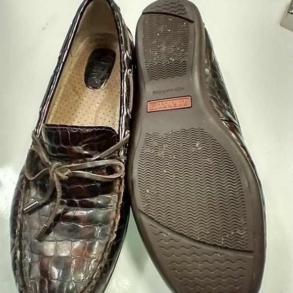 Sperry | Shoes | Sperry Topsider Croc Embossed Patent Leather Moc ...